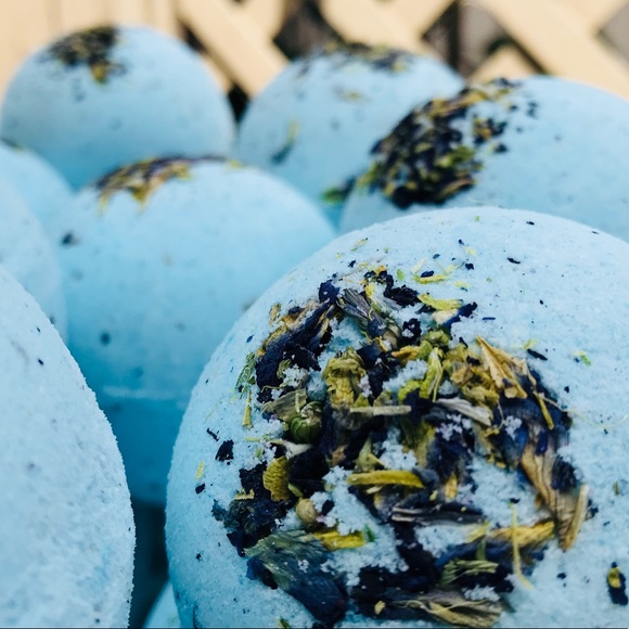 BubbleCakes Boutique | Other | Breath Of Spring Botanical Bath Bomb ...